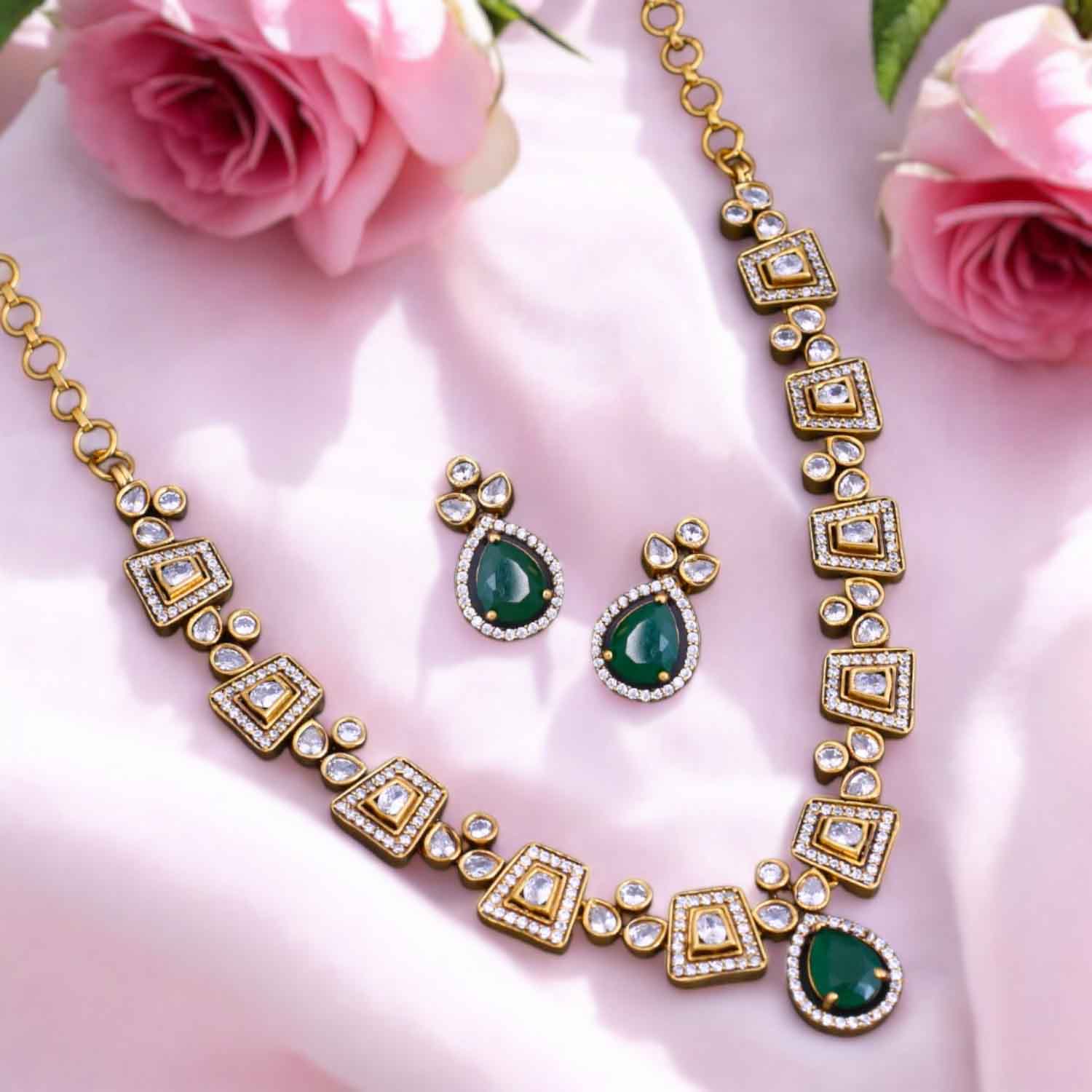 Emerald Milica Victorian Jewellery Set - New Arrival – Bling Bag