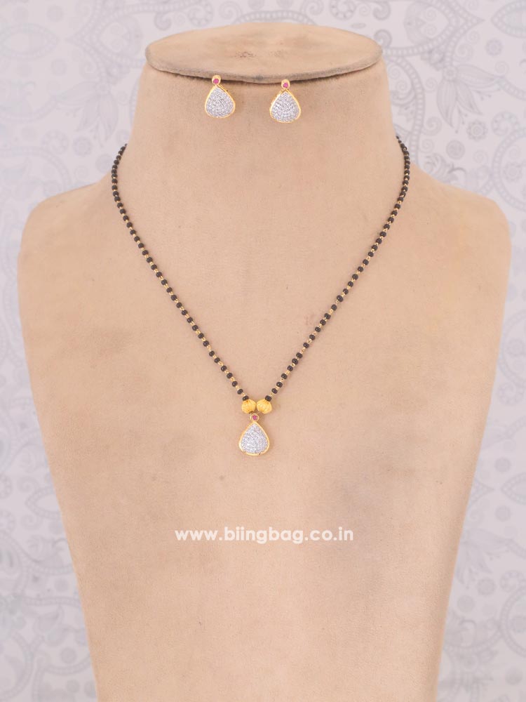 Golden Zaina Mangalsutra Set – Bling Bag